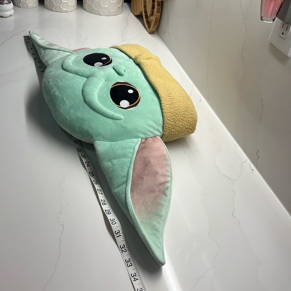 Star Wars | Toys | The Child Plush Pillow Baby Yoda Grogu Mandalorian ...